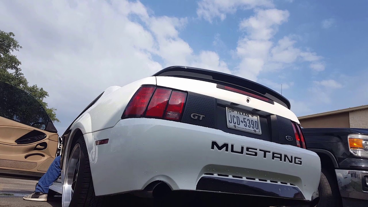 99 mustang gt straight pipe! - YouTube
