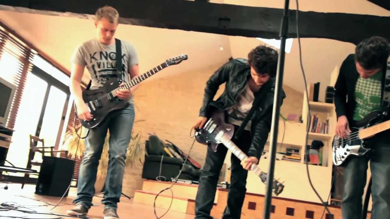 Blurange - Vain World - YouTube