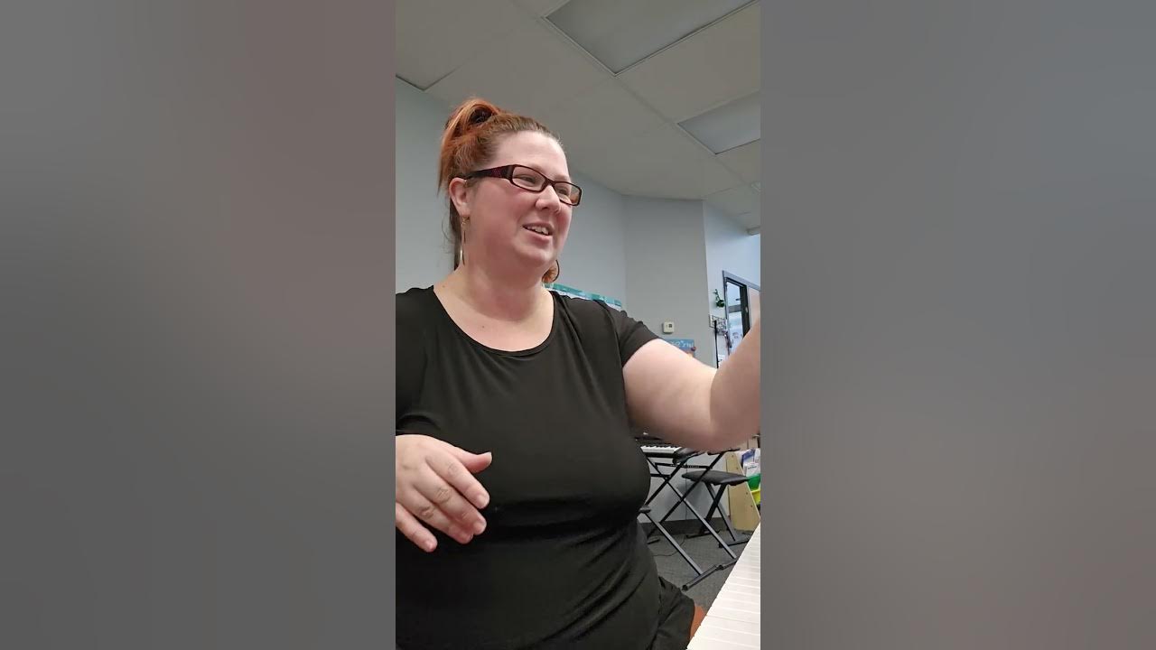 So-Fa-Mi-Re-Do Singing warm-up - YouTube