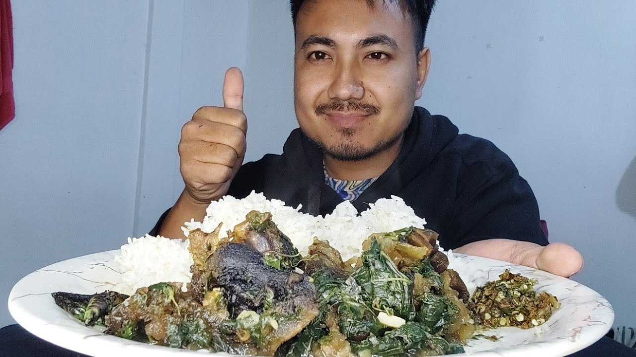 Oyik Osik The Food Of Galo Tribe😋😋 Smoked meat with Oyik - YouTube