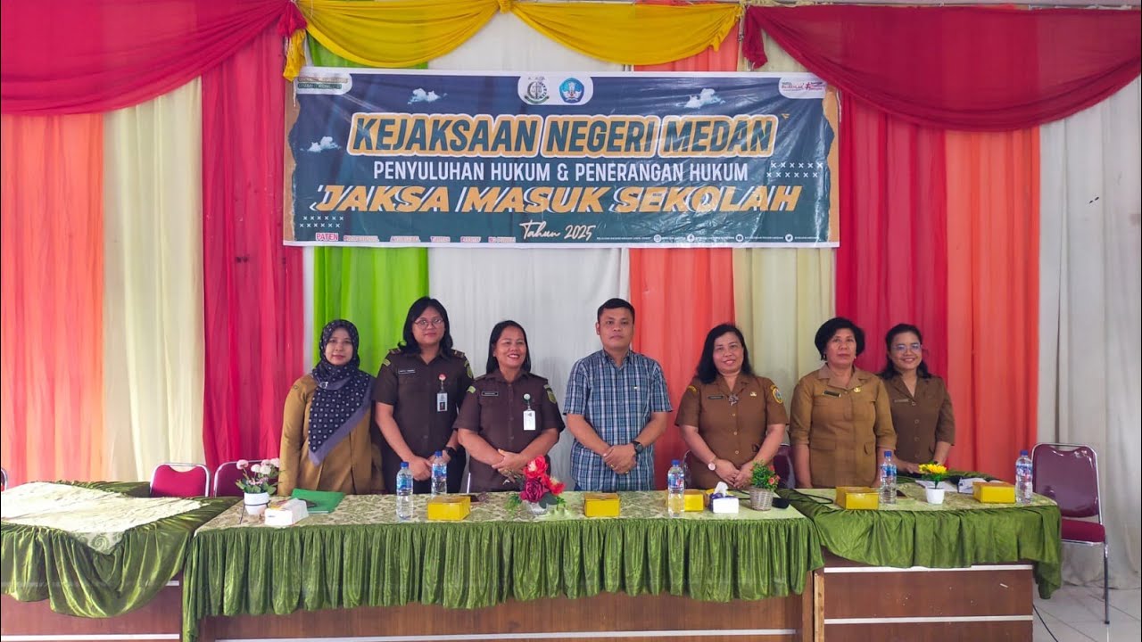 JAKSA MASUK SEKOLAH SMA NEGERI 12 MEDAN - YouTube