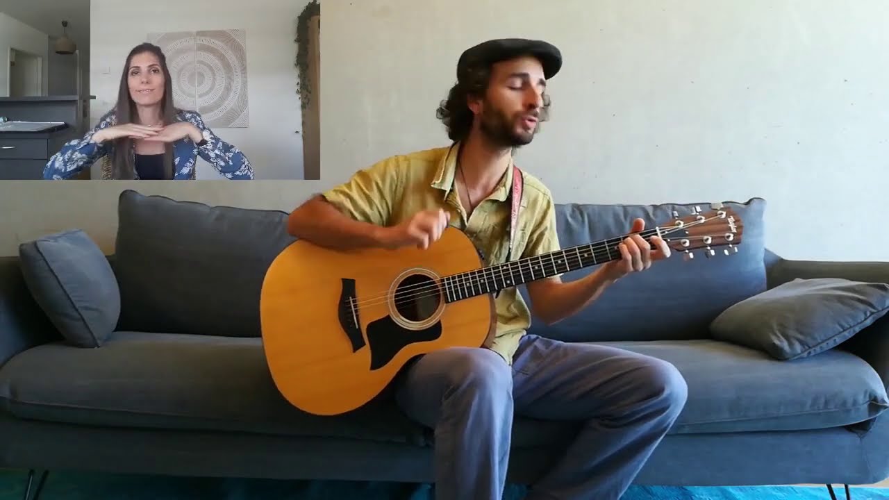 [Comptine] - Que fait ma main ? - YouTube