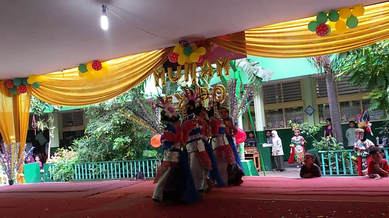 Tari tokecang - YouTube