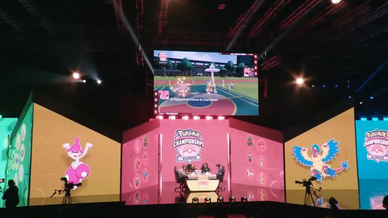 Tim Edwards VS Alex Gomez Berna l EUIC VGC Day 2 - YouTube