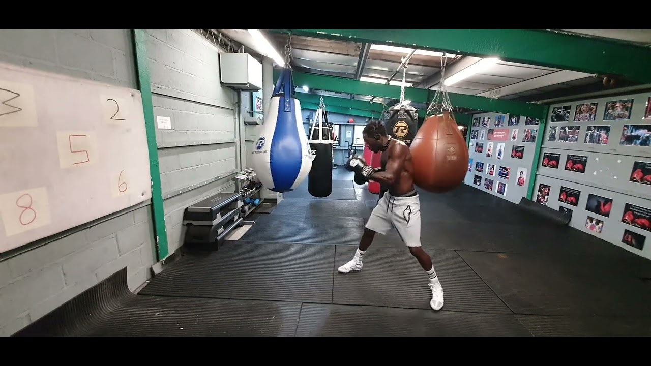 Oneface Mapacha - MUAY THAI BOXING AND FITNESS TRAINING TIME AT SEVEN ...