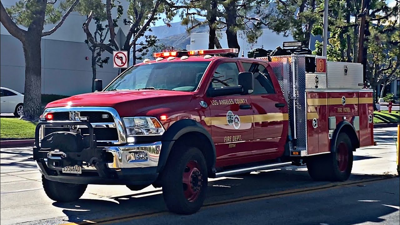LACoFD Patrol 97 Responding Code 3 - YouTube