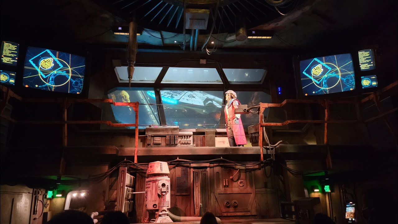 Disney's Millennium Falcon: Smugglers Run Master Pilot Master Pirate On ...