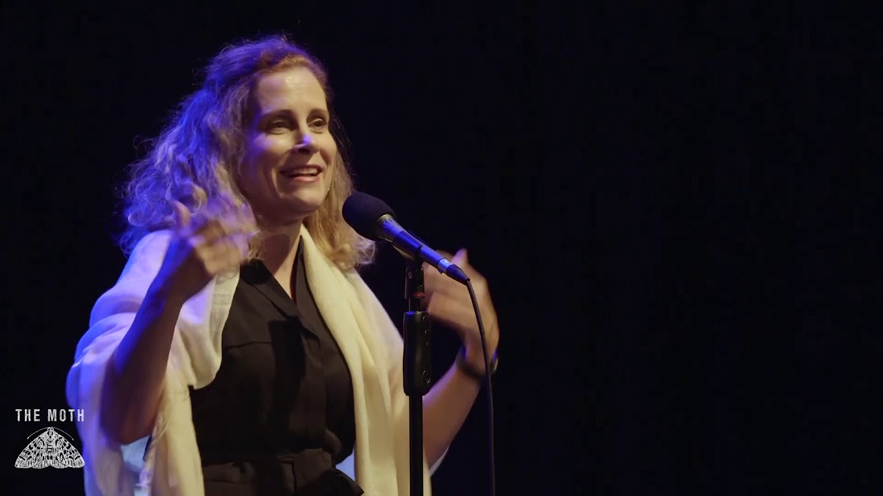 Jackie Ford at the Moth, Houston, September 2019: "Lessons." - YouTube