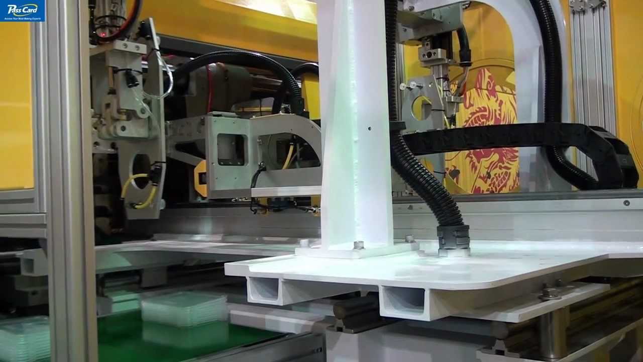 Stack Mold - Lid 2 Cav + 2 Cav - Robot Stacking - YouTube