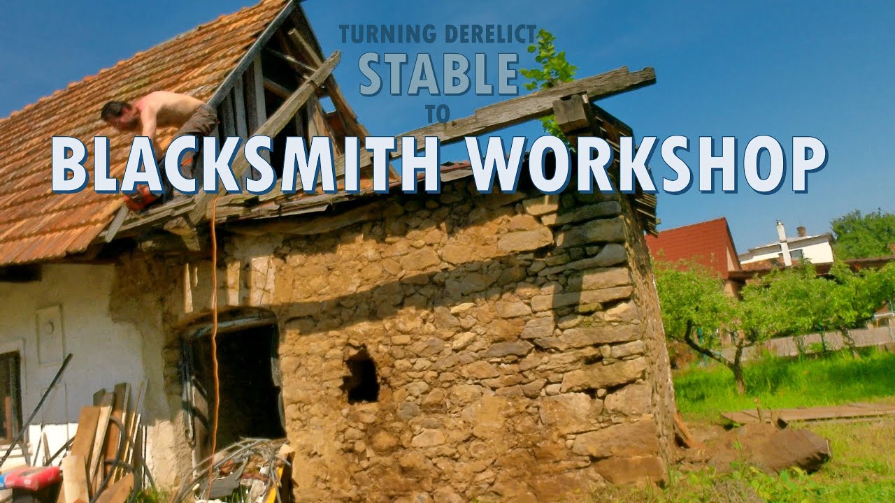 S01E10 From derelict stable to blacksmith workshop - YouTube