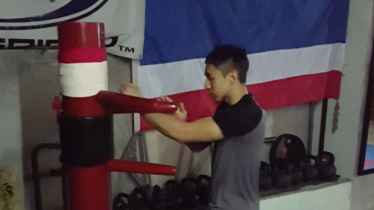 JKD Wooden Dummy Form - YouTube