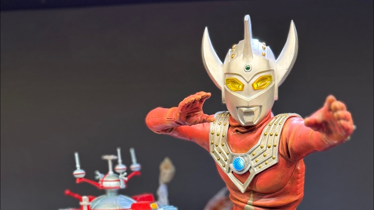 Ultraman Taro Origin studio - YouTube