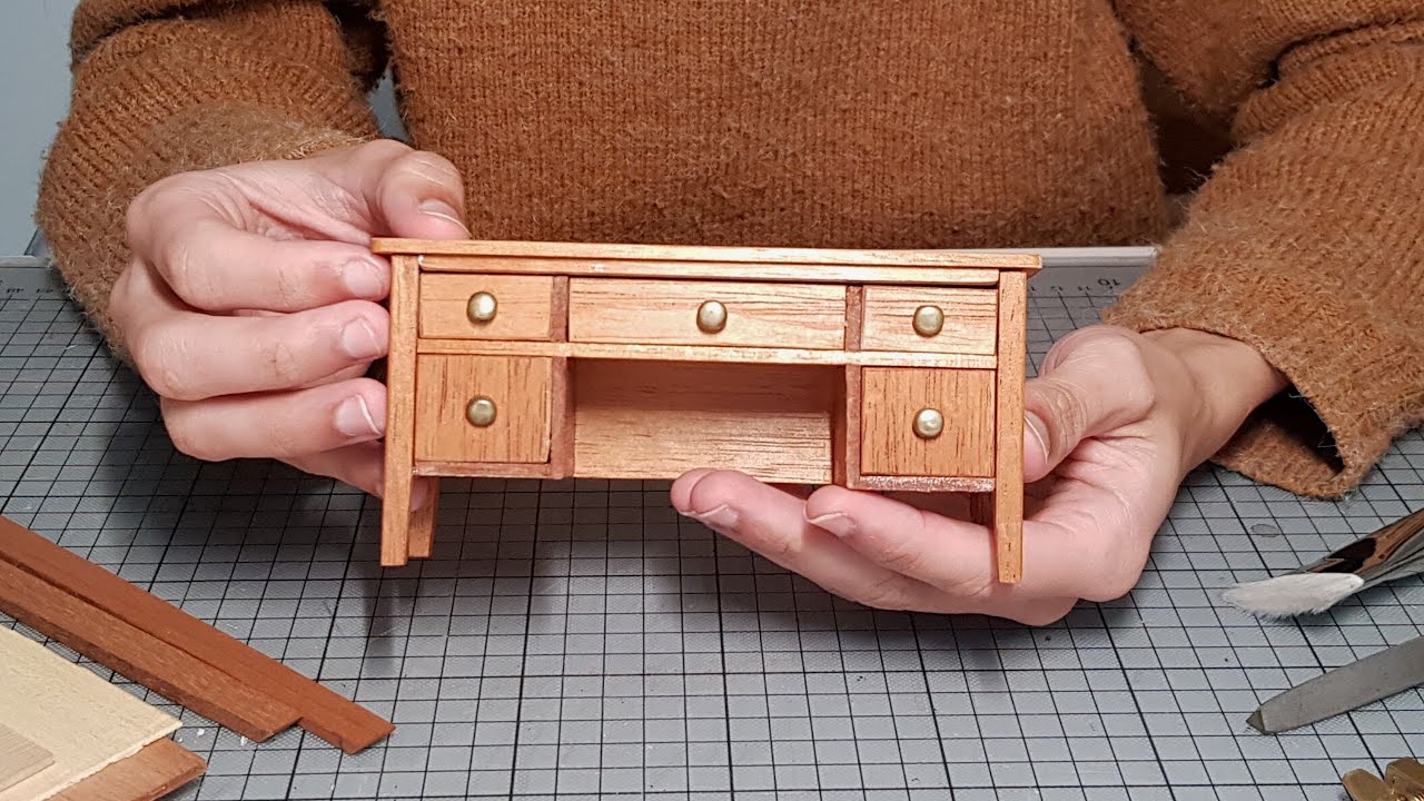 Office table - miniature tutorial - YouTube