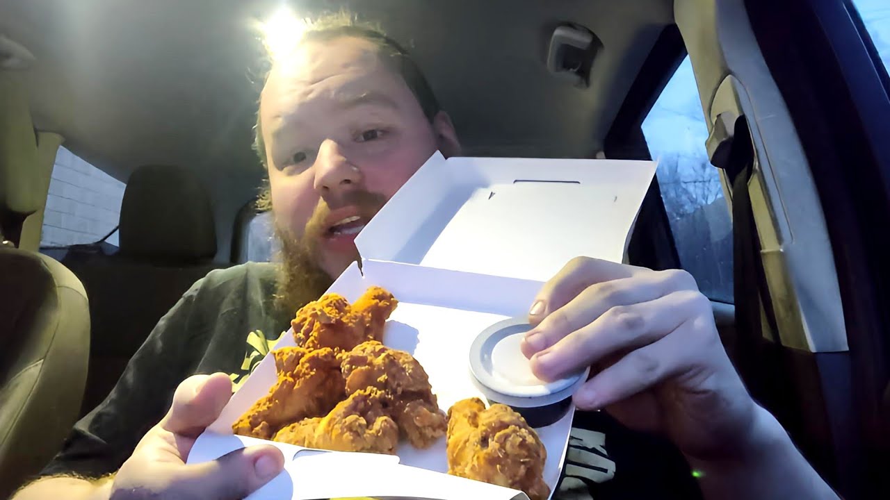 Brandon's Sampler Platter: Taco Bell, Crispy Chicken Wings - YouTube