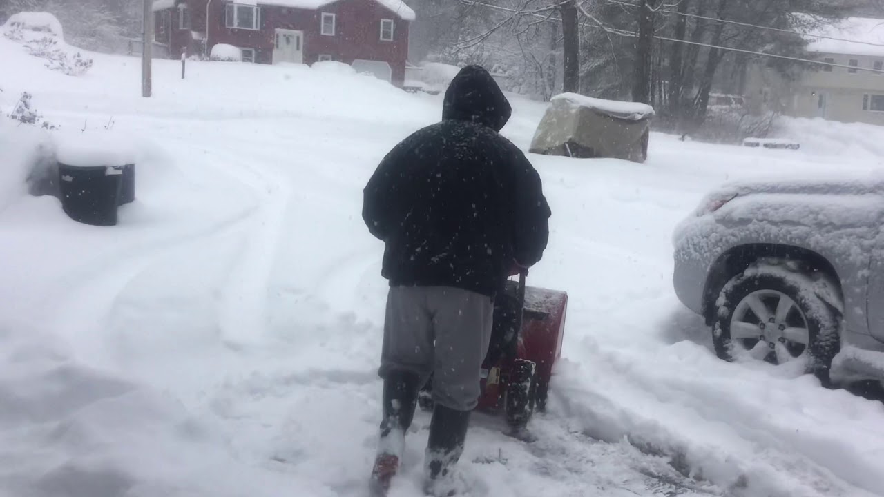 First day of snow storm in December 2019 USA - YouTube