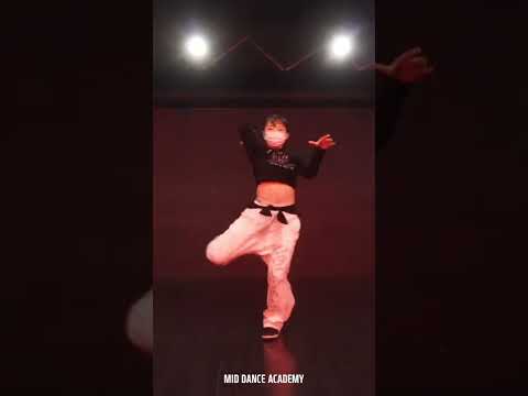 KOXY ChoreographyㅣAleesha - No ManㅣMID DANCE STUDIOㅣ#shorts - YouTube