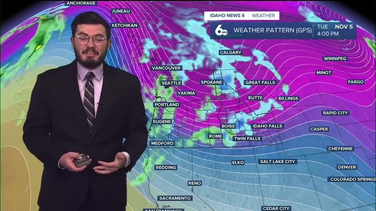 Cooler weather coming and a rainy day to end October - YouTube