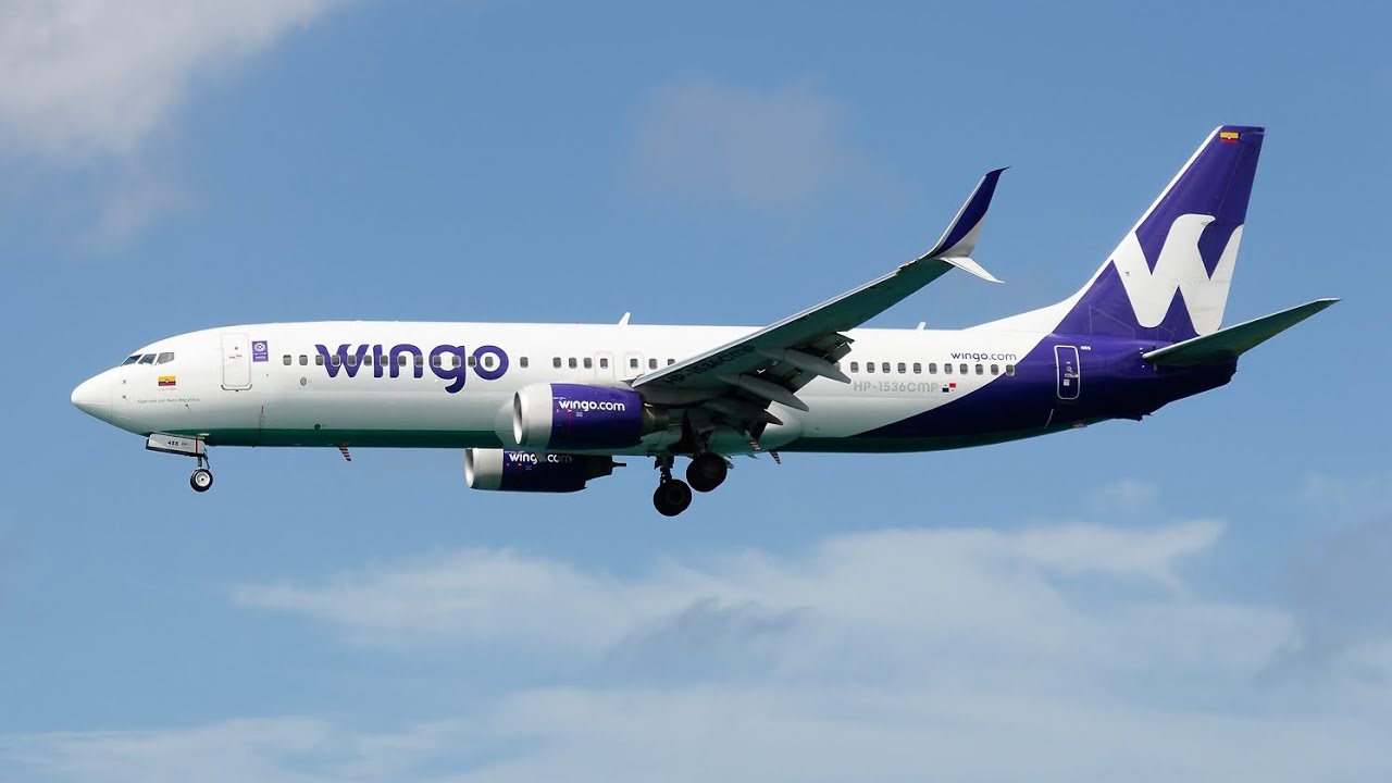 b737 wingo despegando desde BOG a MDE - YouTube