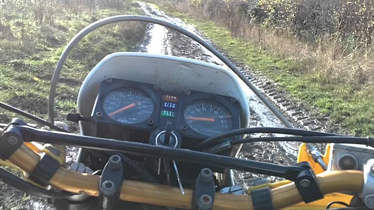 DR350 Green lane Hunningham - YouTube