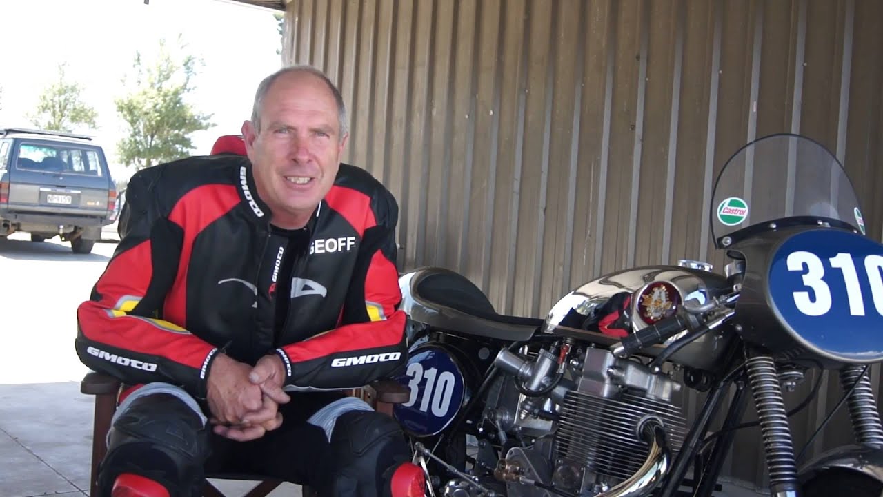 Geoff Kelly Racing - YouTube