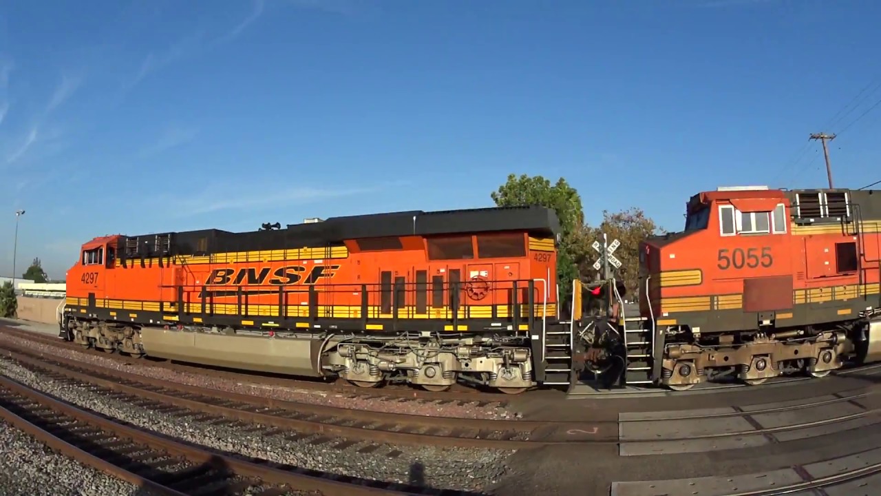 BNSF 4297 Gevo leads intermodal with DPU - YouTube