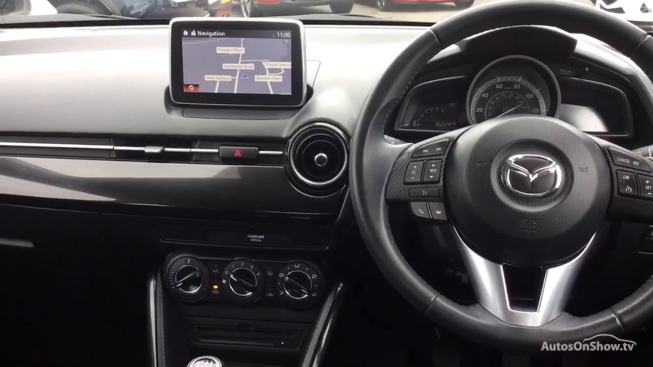 MAZDA 2 SE-L NAV RED 2016 - YouTube