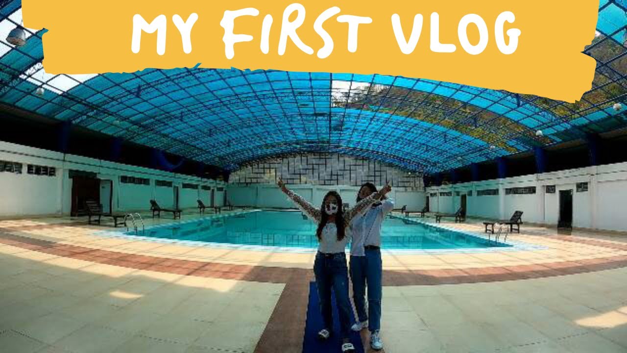 MY FIRST VLOG ║BEST FRIENDS║SWIMMING POOL - YouTube