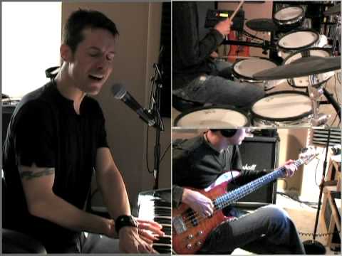 One man plays Queen Bohemian Rhapsody - YouTube