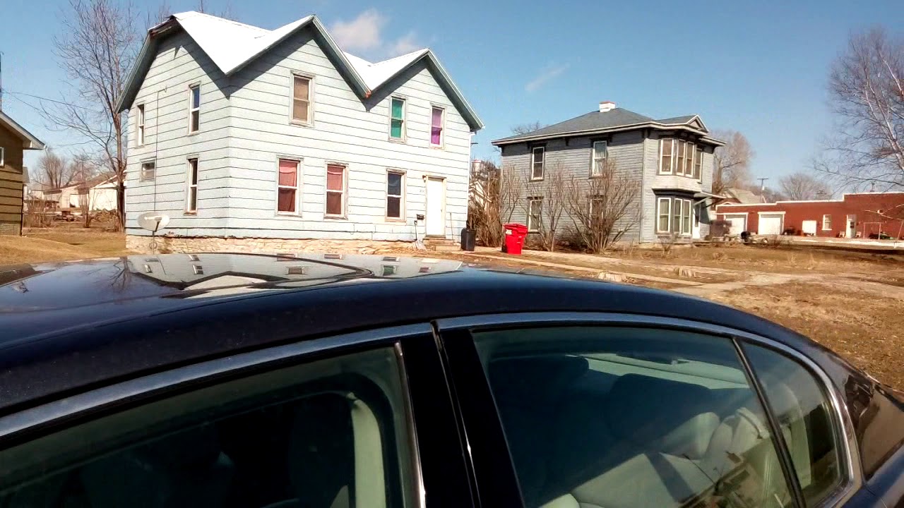 MP-Khu nha ma o Garrison IA - YouTube