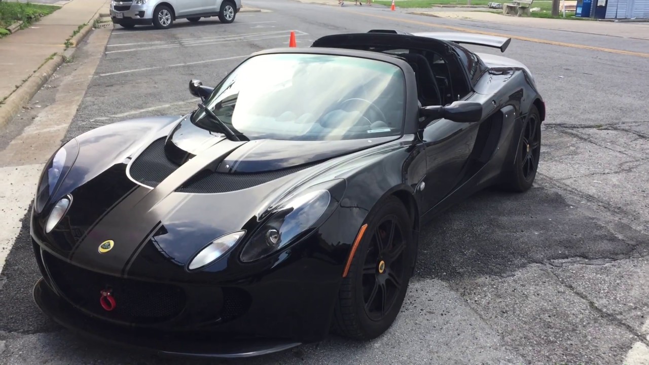 Lotus Exige 360 Degrees Walk Around the Car - YouTube
