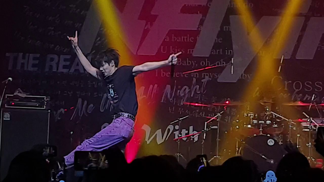 190922 N.FLYING in Paris - Hot Potato - YouTube