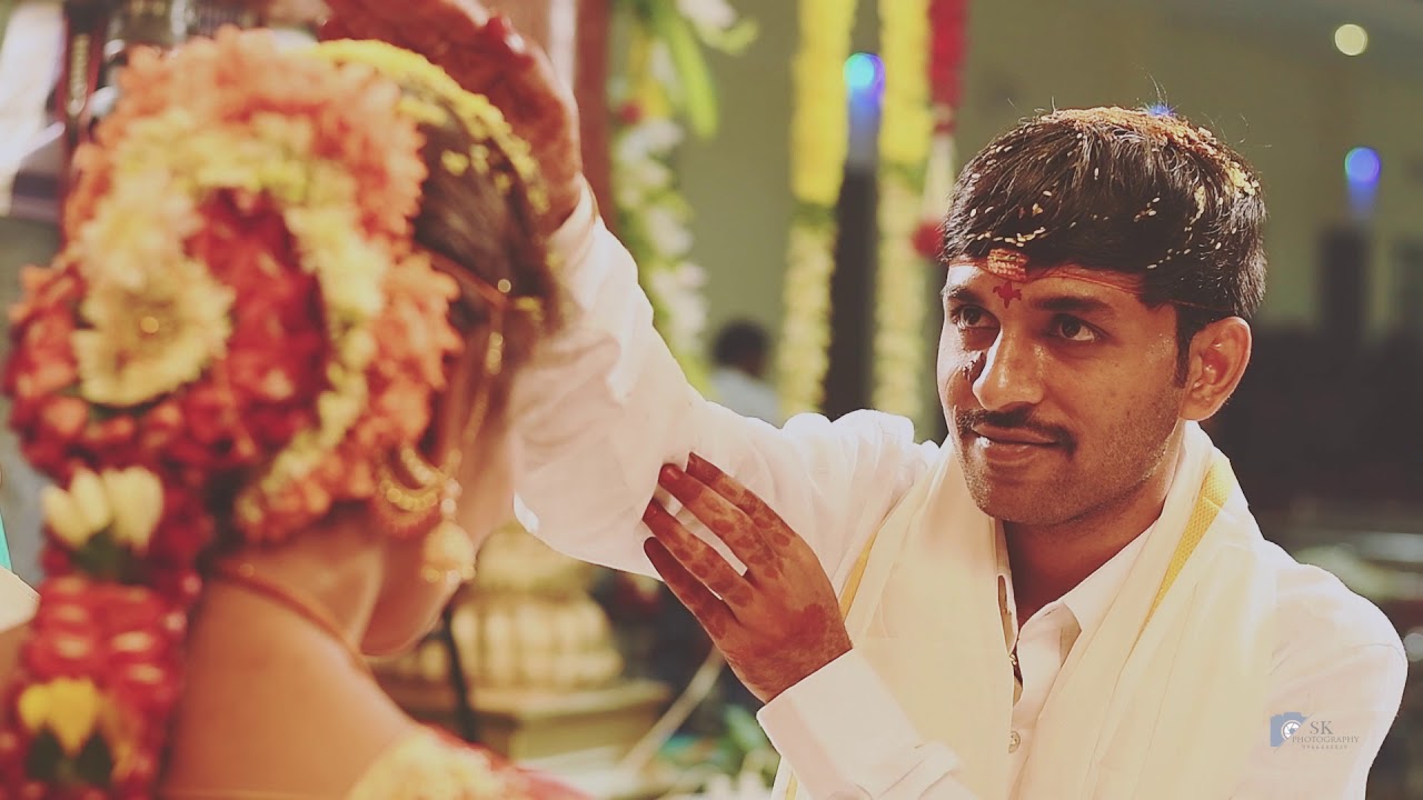 Kothapalli vari pendli sandadi - YouTube