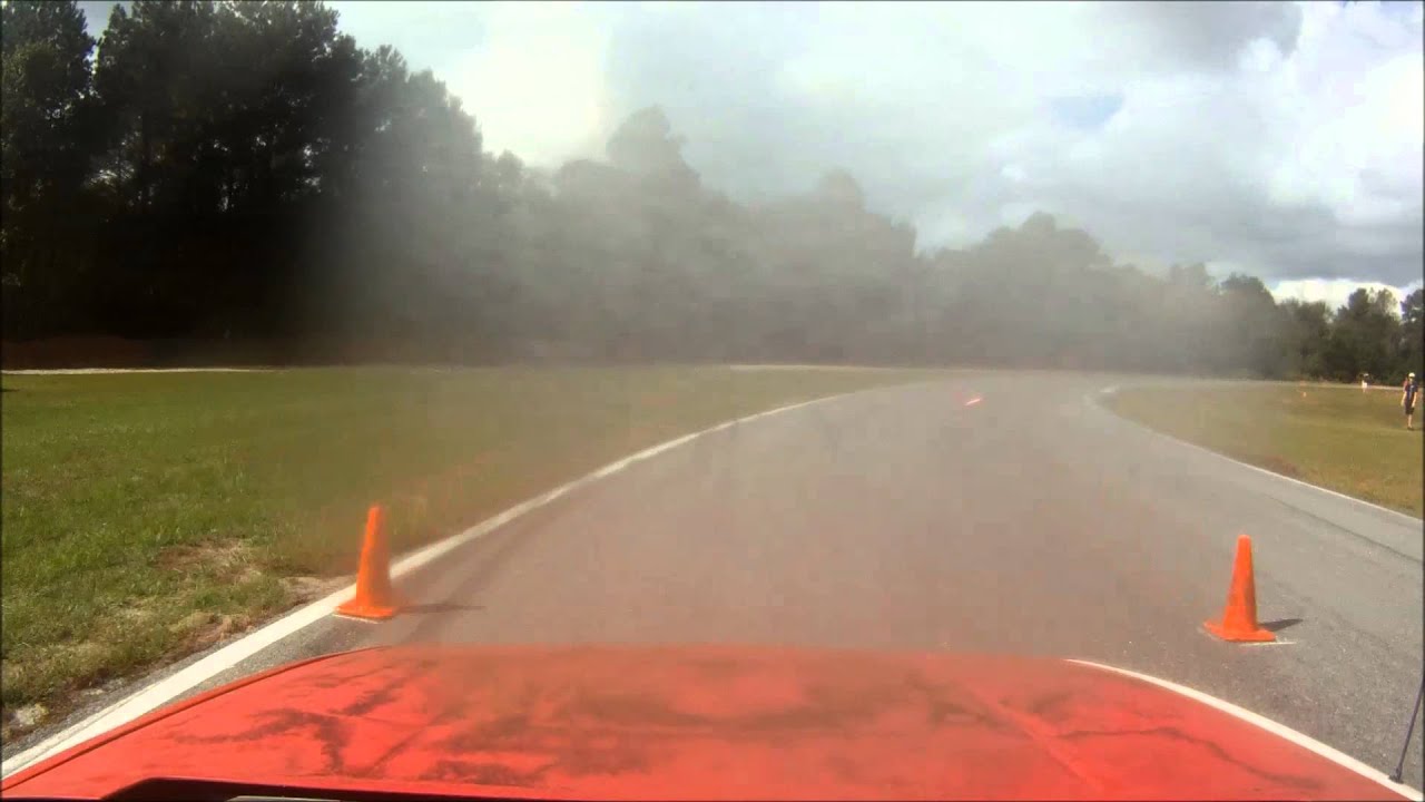 Buccaneer/SCR SCCA War of the Shore - Pontiac Fiero 11/7/15 - YouTube