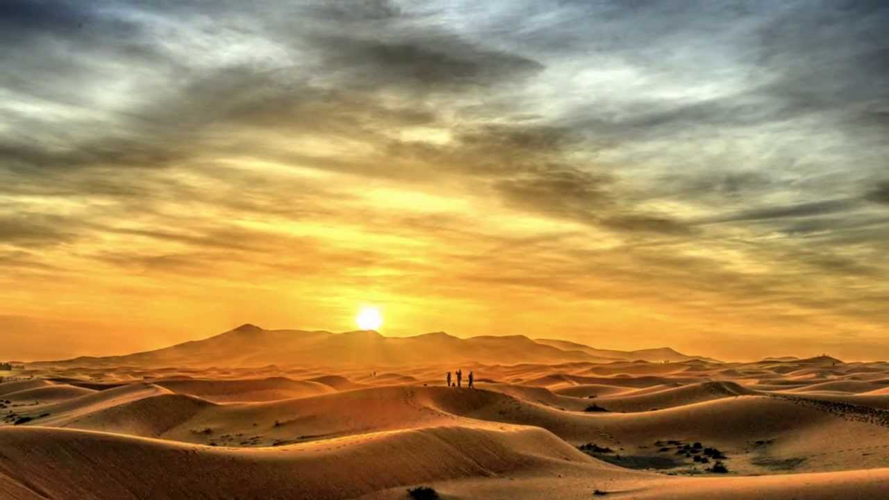 Sunrise in Rabat & in the Mezouga desert in Morocco (Levé de soleil au ...