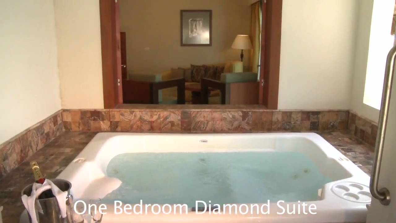 Valentin Imperial Maya - One Bedroom Diamond Suite Room Preview - YouTube
