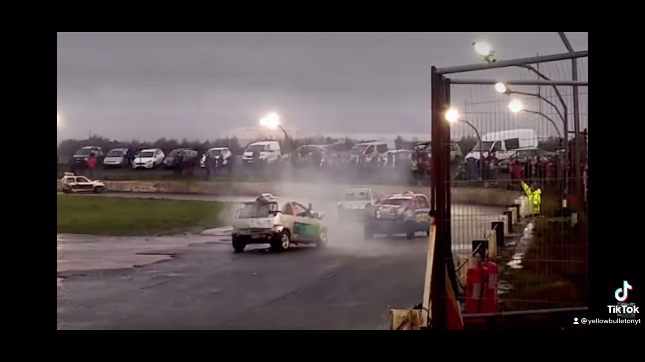 B2B Micro Banger Big Head-on @ Nutts Corner Raceway - YouTube