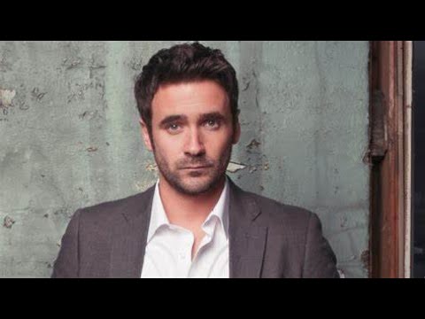 Janette Talks to Actor Alan Hawco, “Gale Favreau” on the CBC series ...