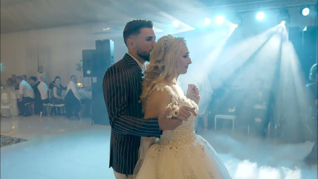 Dansul Mirilor Diana si Alex - YouTube