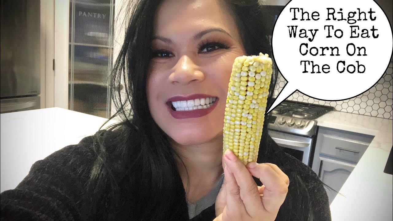 The Right Way To Eat Corn On The Cob - YouTube