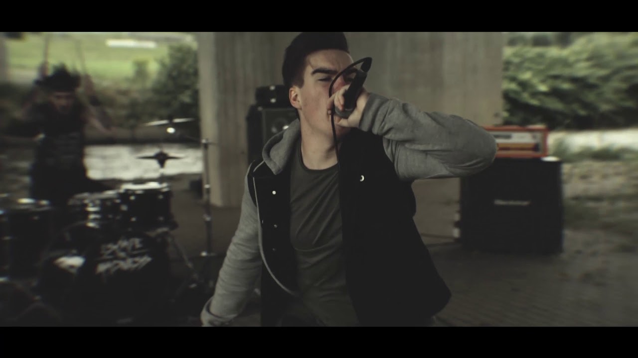 ESCAPE THE MADNESS - Invictus feat. Dustin Schmidt of Trynity (Official ...