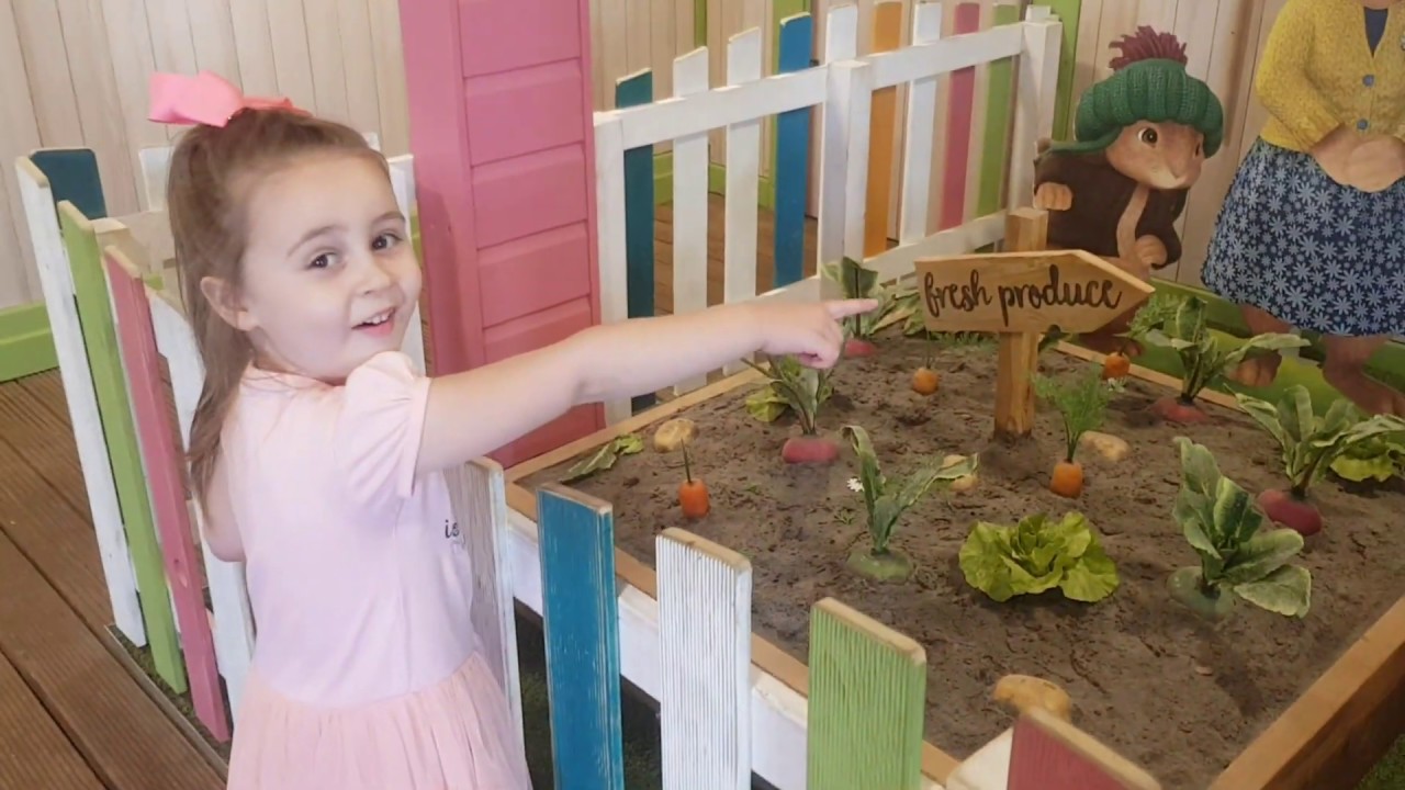 Willows Activity Farm /Activities with Emma - YouTube