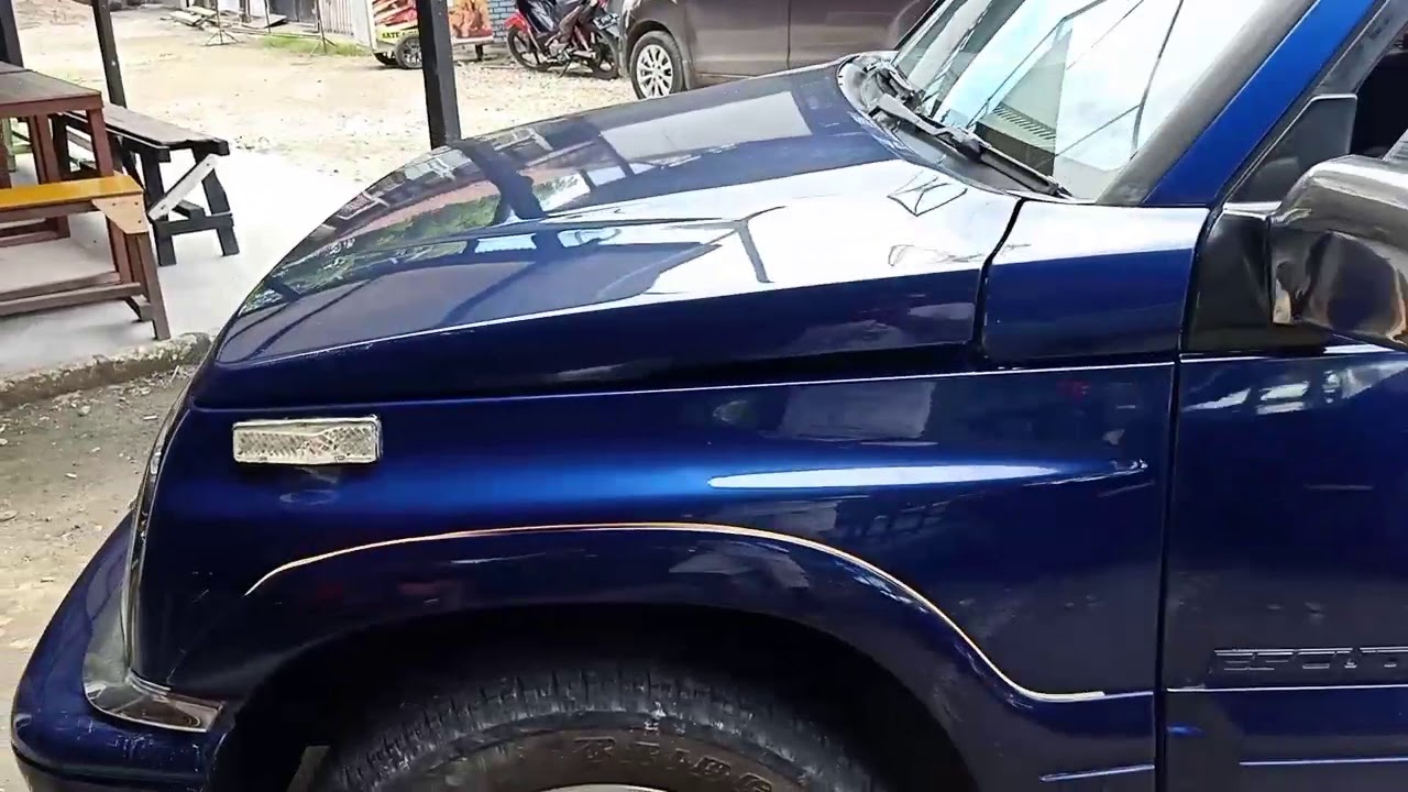 Suzuki escudo nomade 2000 - YouTube