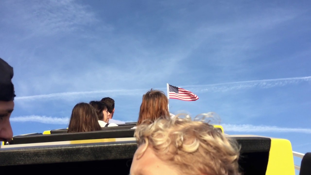 GIRL FALLS OFF ROLLER COASTER IN SANTA MONICA ROLLER COASTER - YouTube