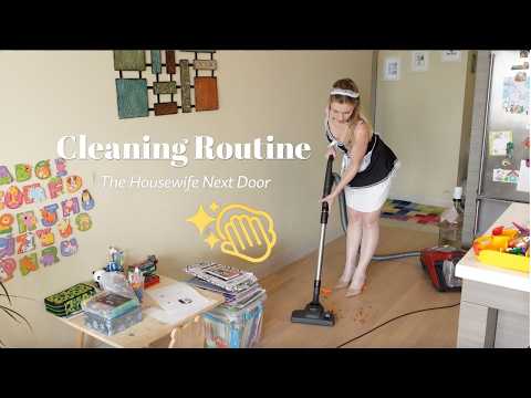 Living Room Cleaning Routine | Vacuuming & Taking Out Trash