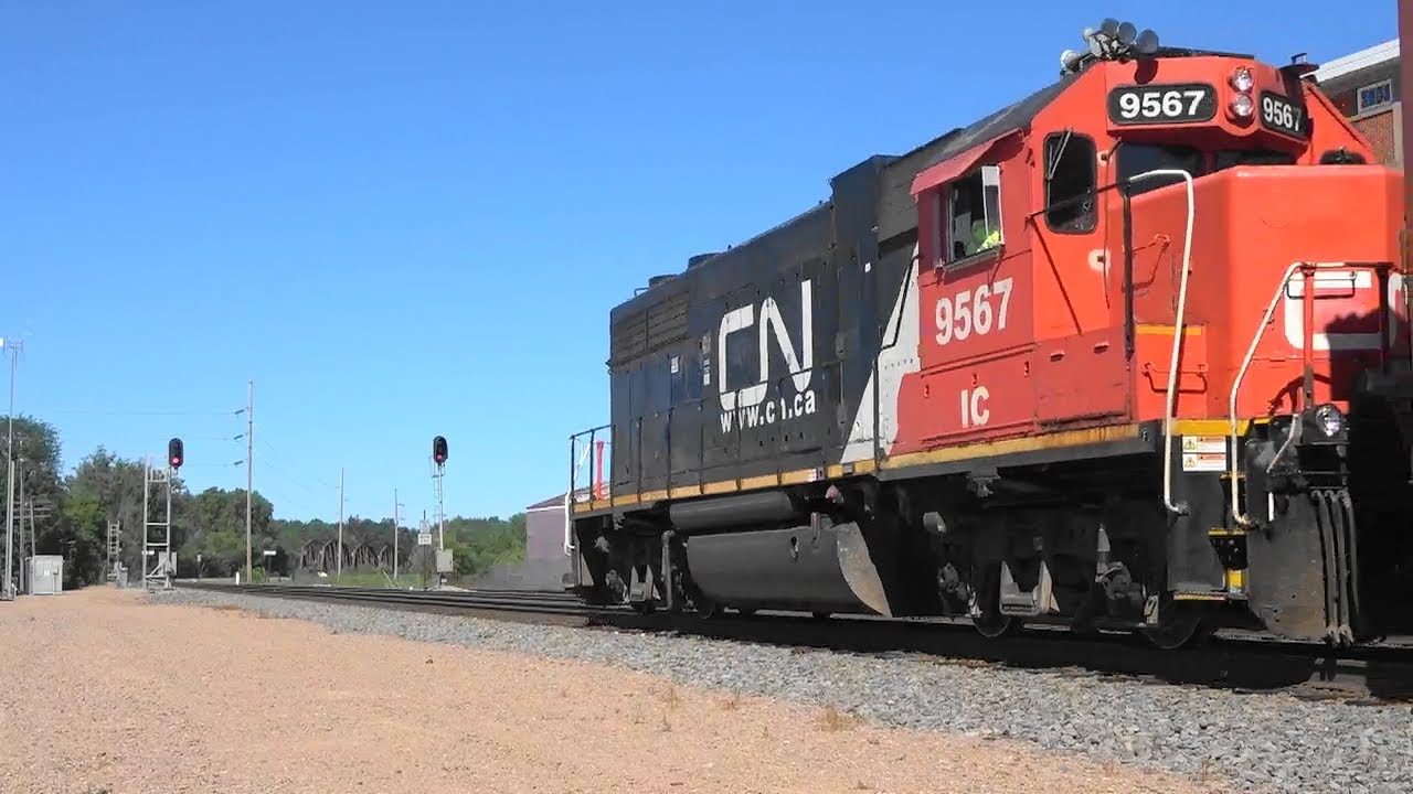 IC 9567 (CN) Stevens Point, WI 8/11/22 - YouTube