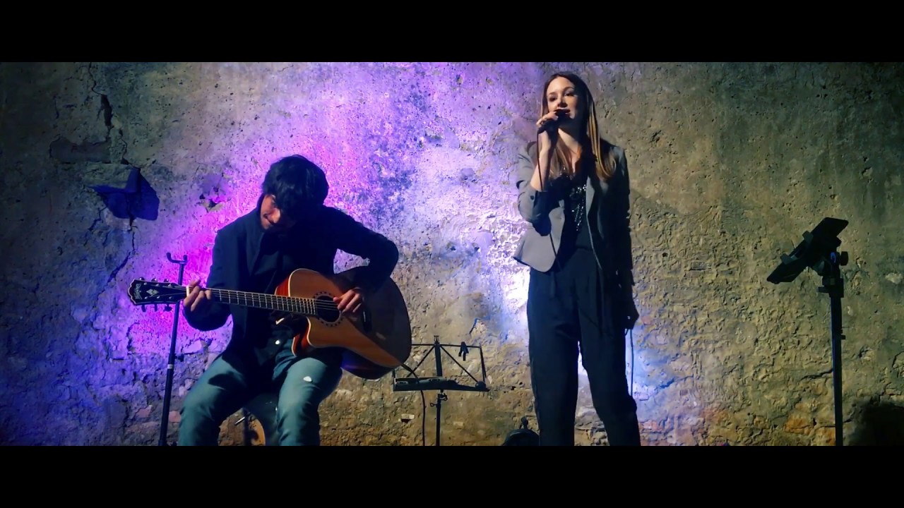 Sara Ursić Lounge sessions part II - YouTube