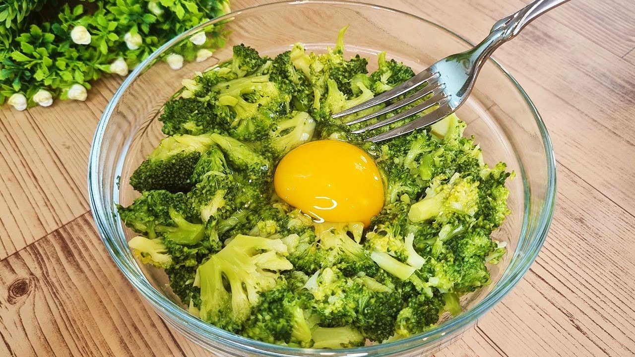 I have never eaten broccoli and egg so delicious! simple breakfast or ...