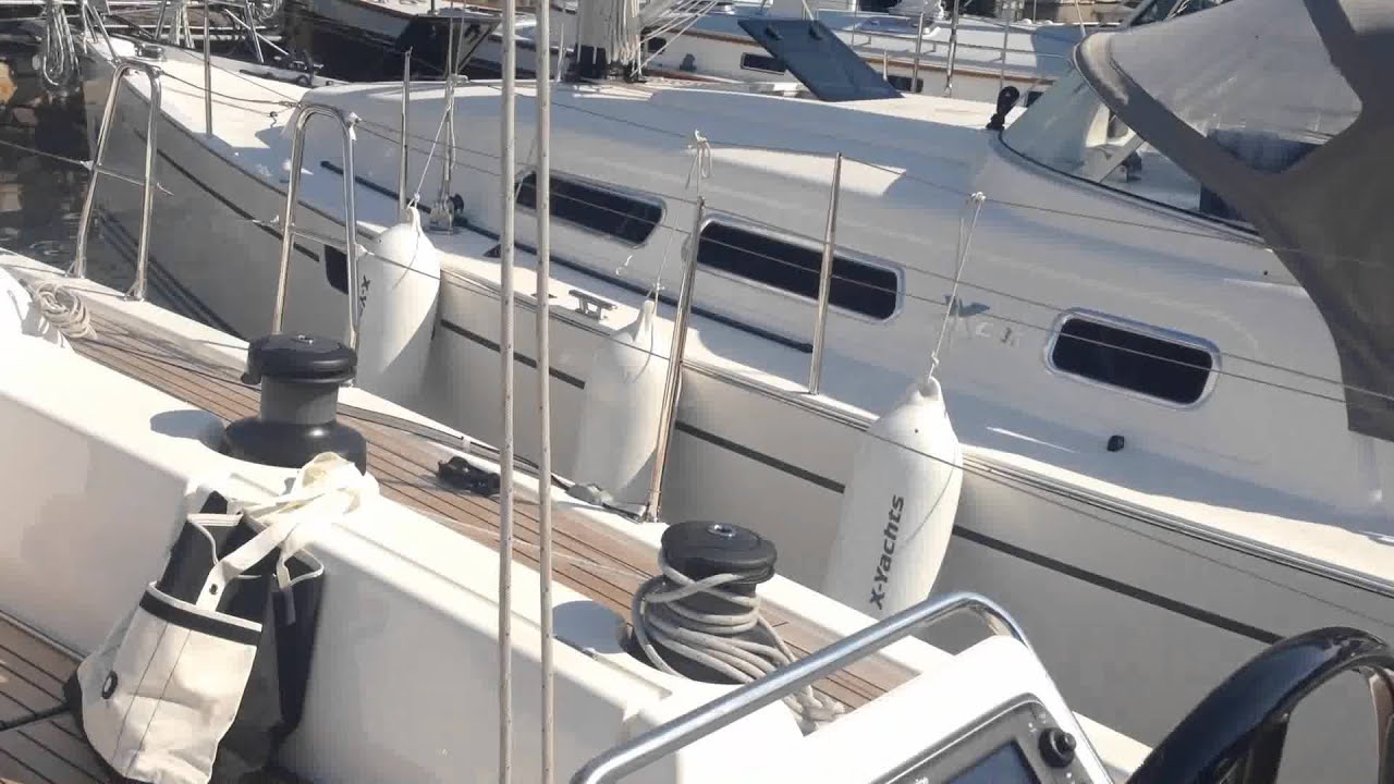 X-Yachts XP 44 Walk Through - YouTube