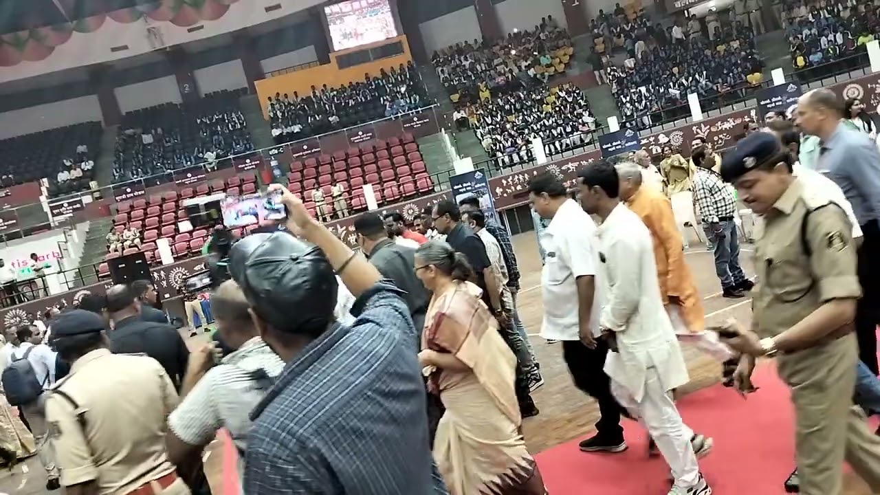 Welcome of Bhupesh Baghel on Balbir Singh Juneja Indoor Stadium for ...