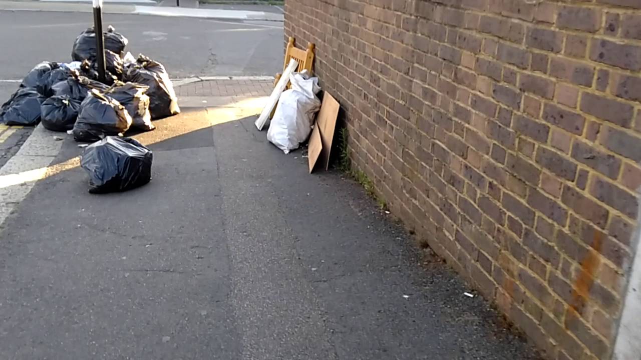 Fly tipping and household waste, Elveden Place, Park Royal, London ...
